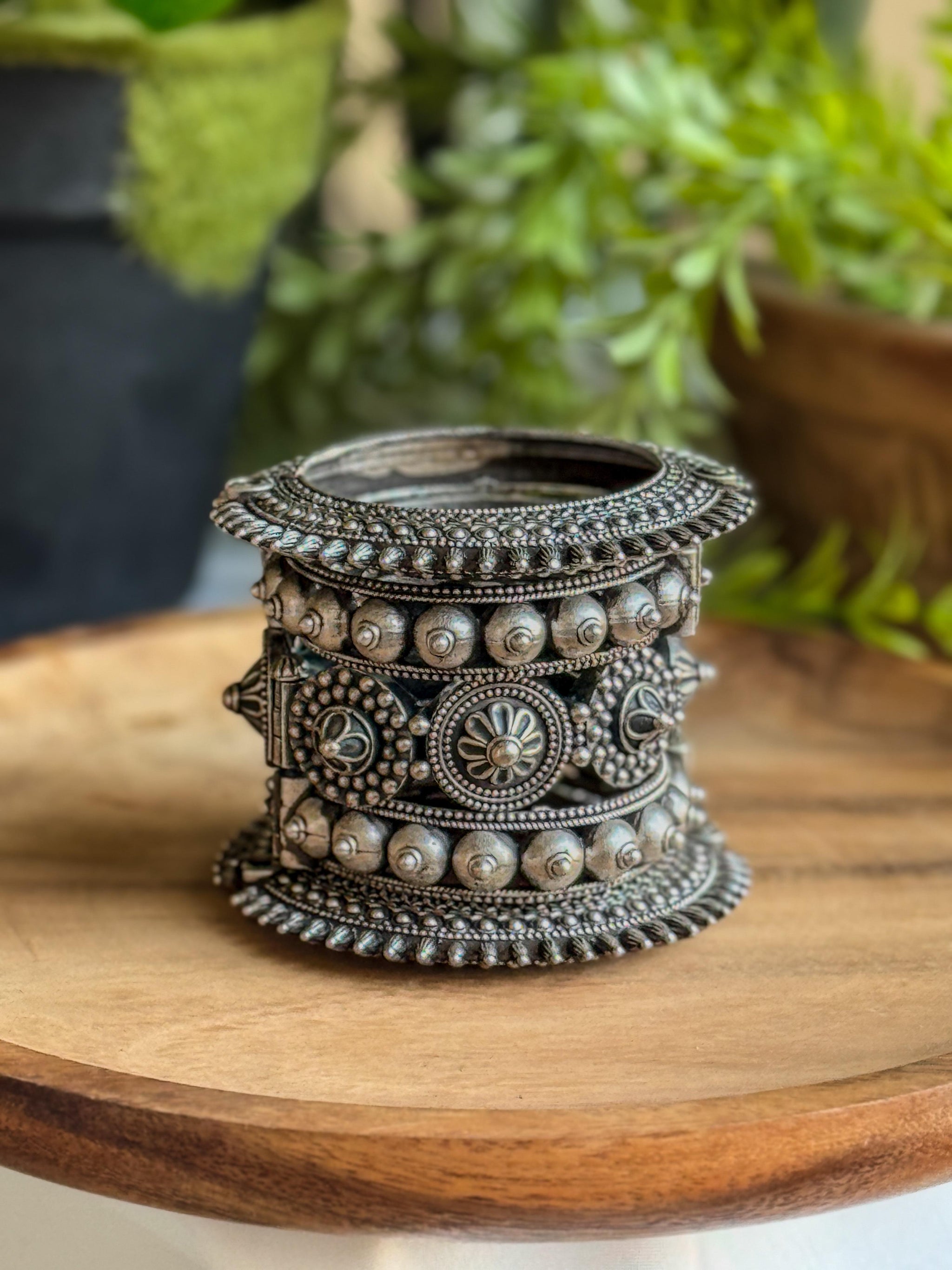 MEERA SILVER LOOK ALIKE BANGLE STACK