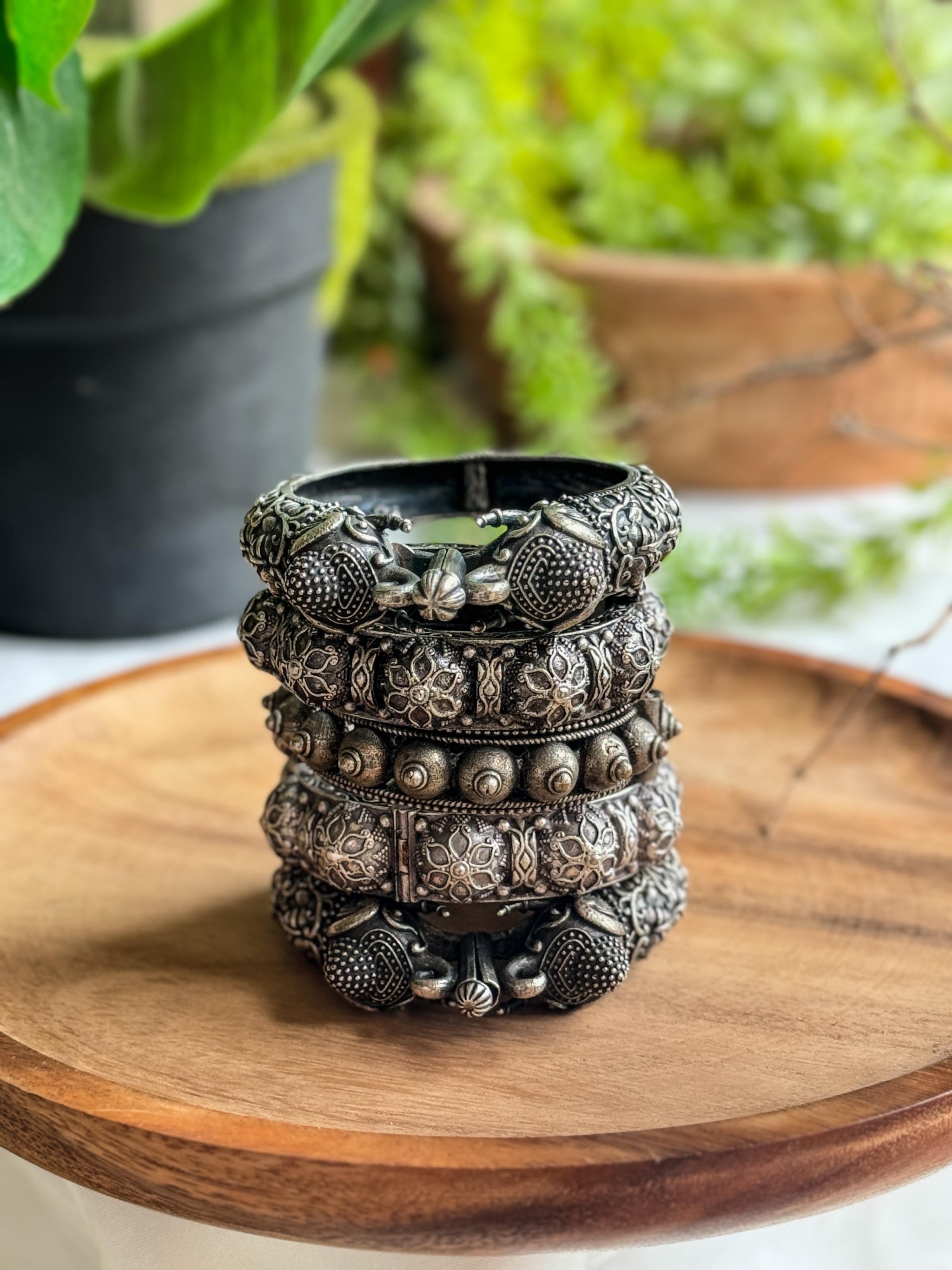 SWATI SILVER LOOKALIKE BANGLE STACK