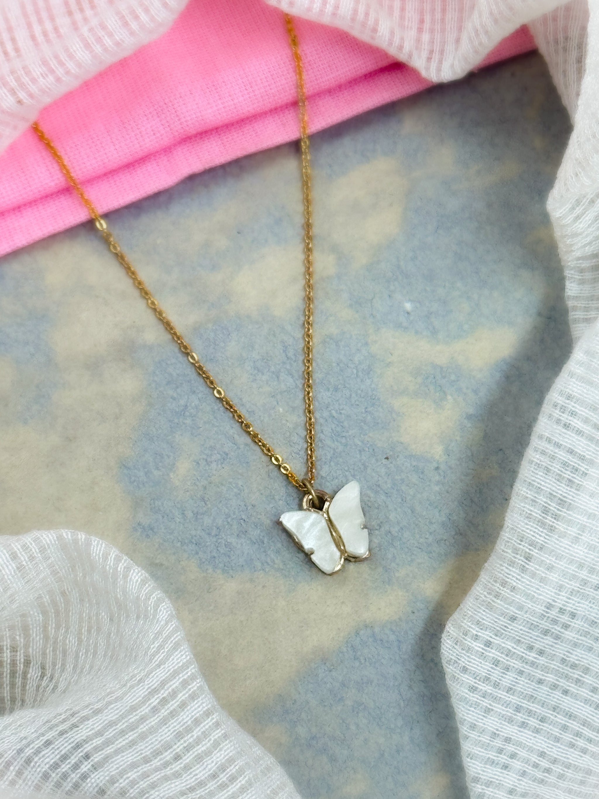 BUTTERFLY CHAIN PENDANT